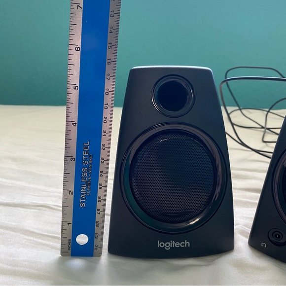 Logitech | Other | Logitech Speakers 2piece In Black Z3 Compact | Poshmark
